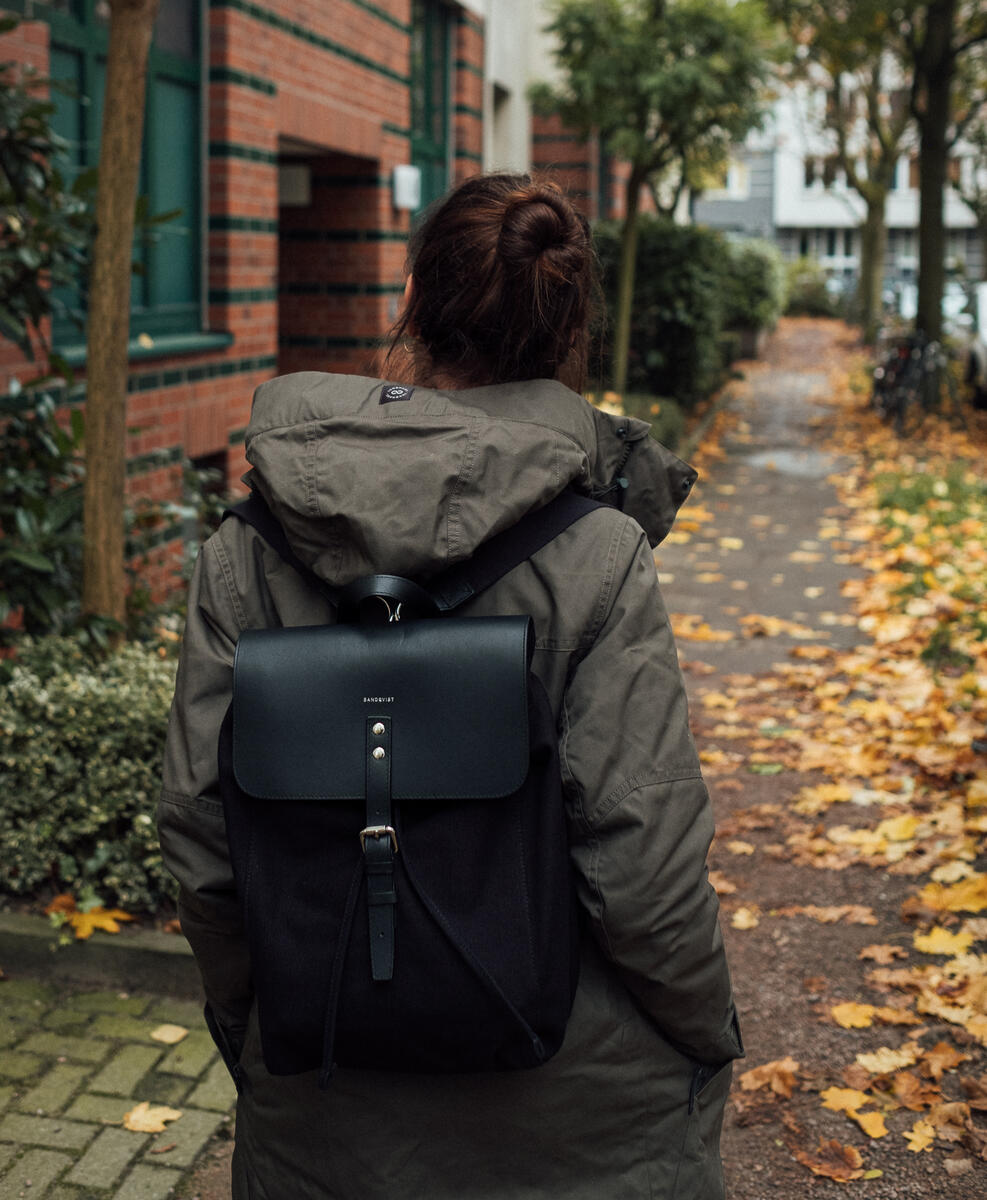 Sandqvist - Rucksack - Alva - Black with black Leather | Avocadostore