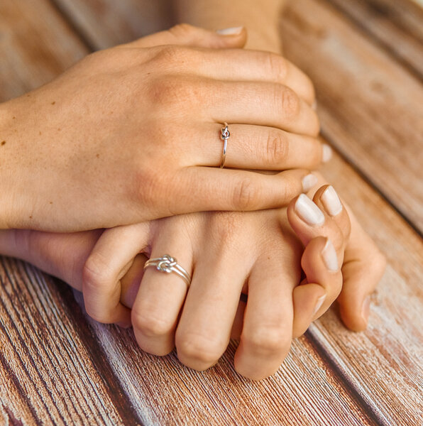 pakilia - Silber Ring Knoten fein Fair-Trade und handmade | Avocadostore