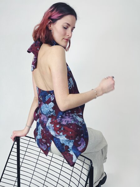 NONOI Studio - Rückenfreie Neckholder Bluse aus Seide // 100 % ...