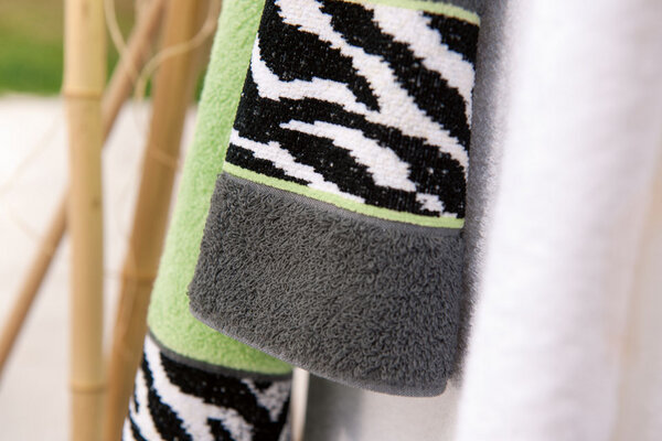 Feiler Germany - Handtuch Kollektion von Feiler traumhaft -Bodüre Zebra ...