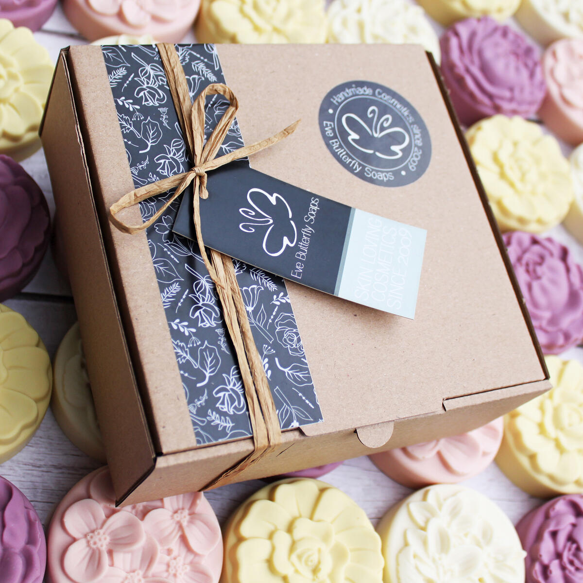 Eve Butterfly Soaps - Soapbox Bunch of Flowers | Geschenkset mit 4 ...